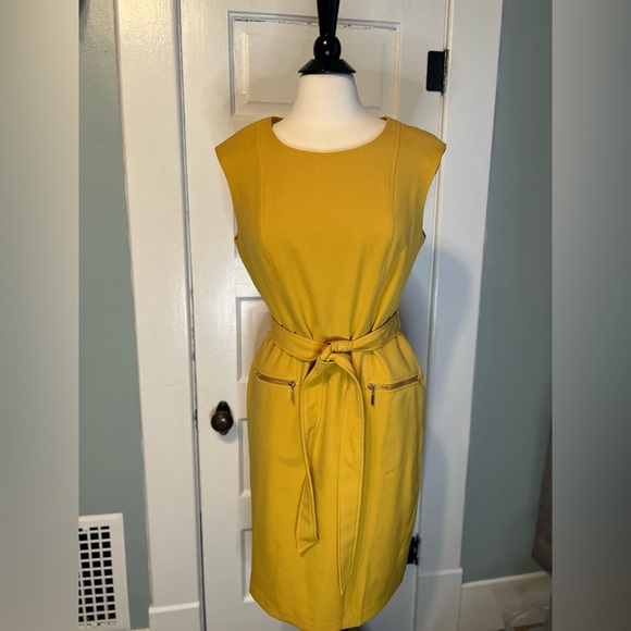 Kasper | Dresses | Kasper Dark Mustard Yellow Cap Short Sleeve Dress ...